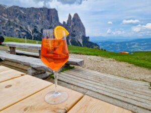 Majestätisches Alpenpanorama: Wandern auf der Seiser Alm